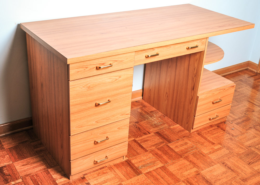 Wood Laminate Office Desk | EBTH