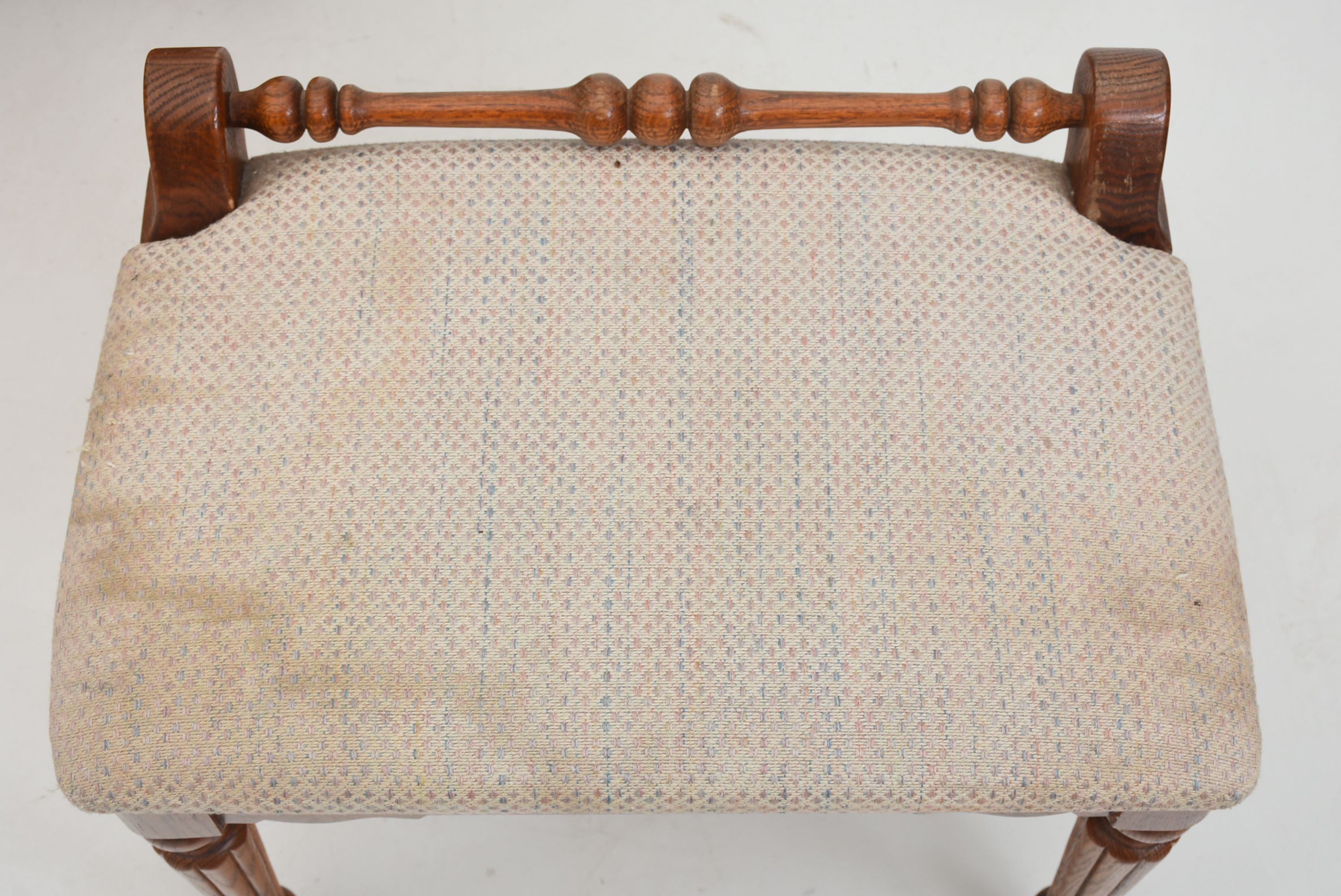 Lexington Furniture Victorian Sampler Collection - Vanity | EBTH