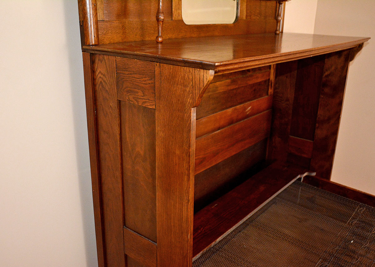 Vintage Oak Murphy Bed | EBTH