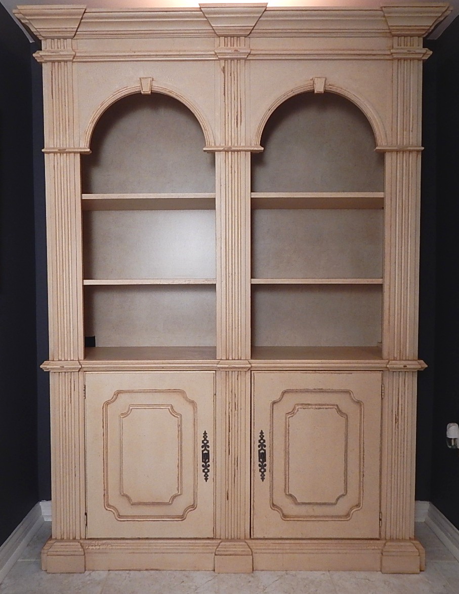 Double Cathedral Bookcase/Cabinet | EBTH