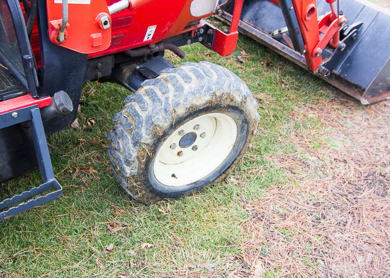 2004 Branson 3510 4x4 Tractor with Scoop | EBTH