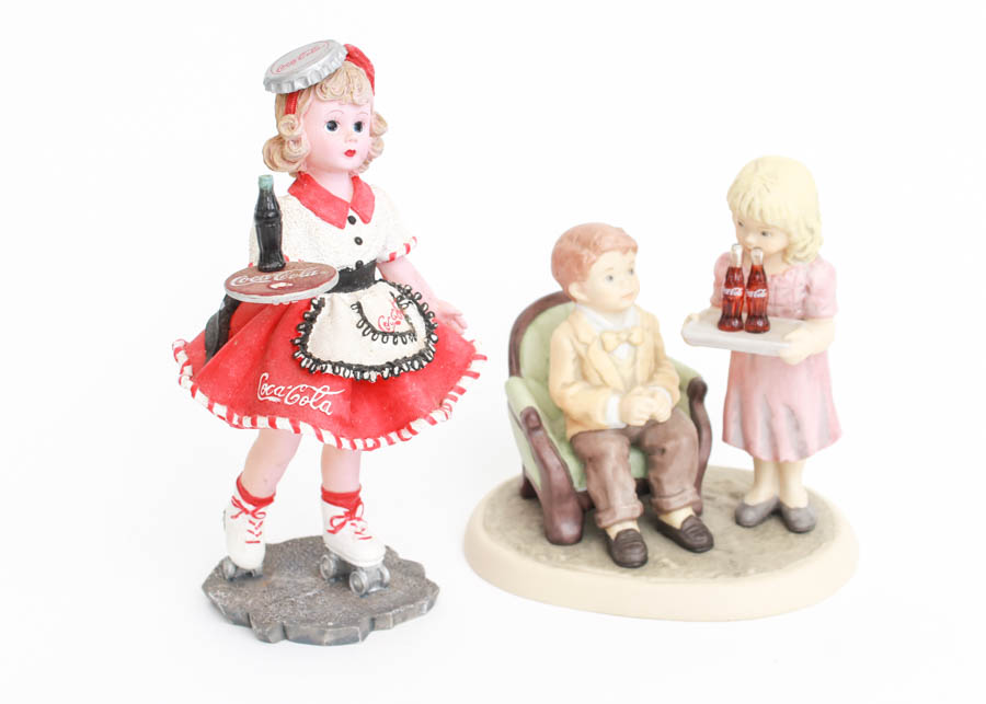 Pair of Coca Cola Figurines | EBTH