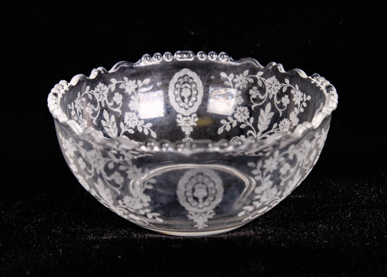 Glass Table Plates | EBTH