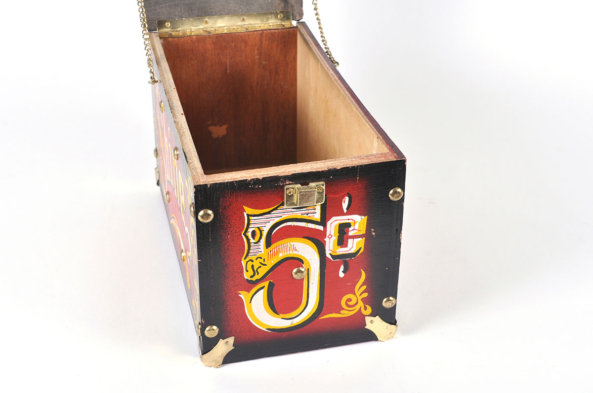 Painted Wood Shoe Shine Box and Small Items | EBTH