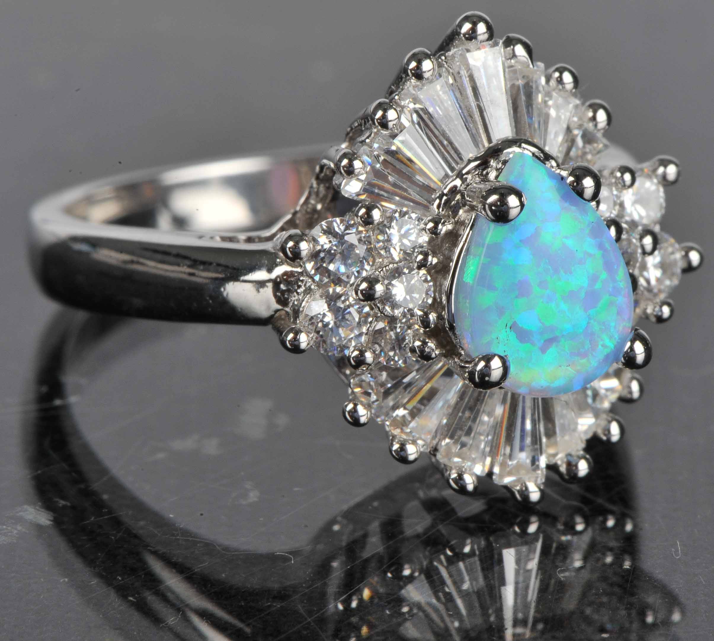 Sterling Silver and Opal Starburst Ring | EBTH