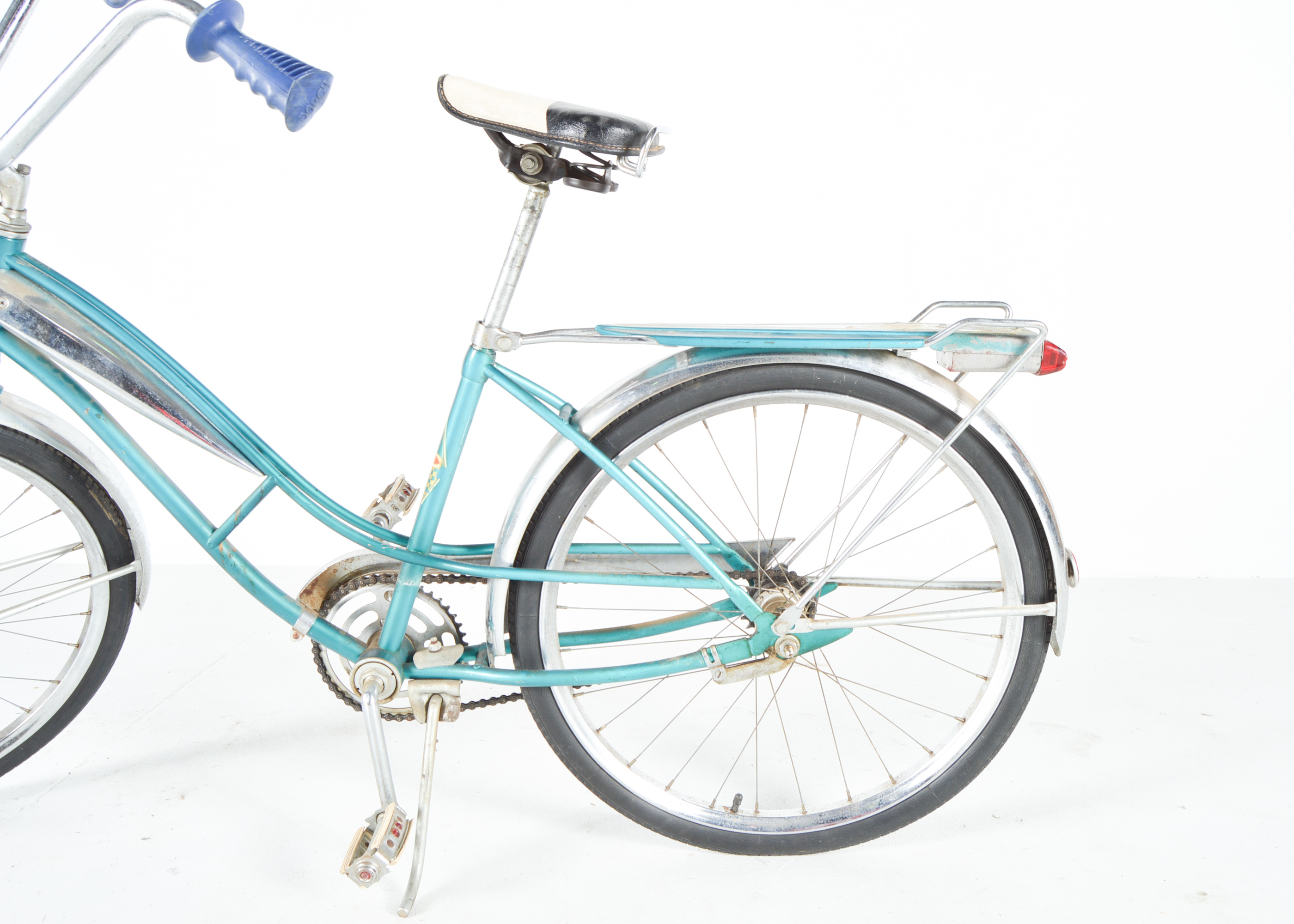 Turquoise Murray Bicycle | EBTH