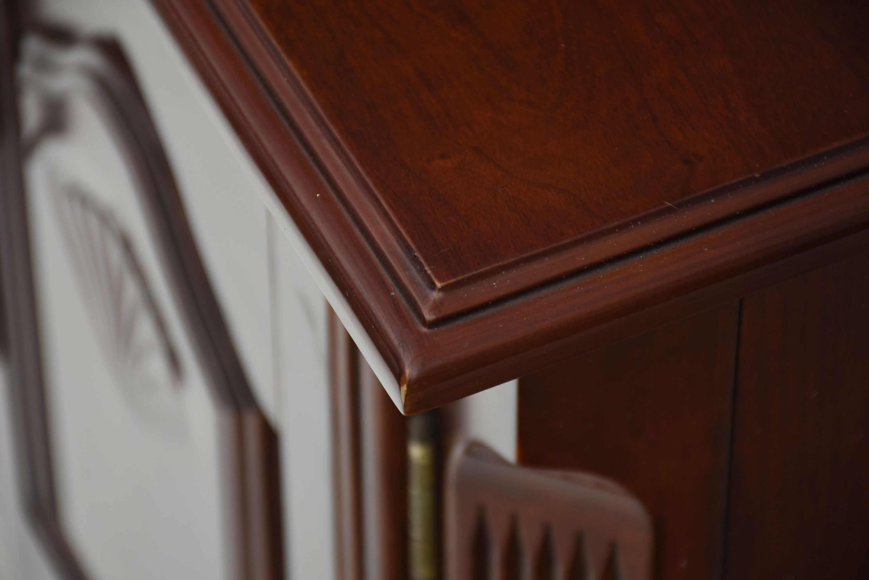 Queen Anne Style Cherry Sideboard | EBTH