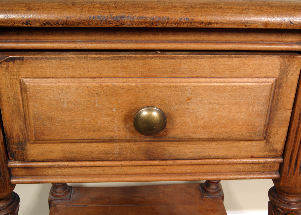 Drop Leaf Accent Table | EBTH