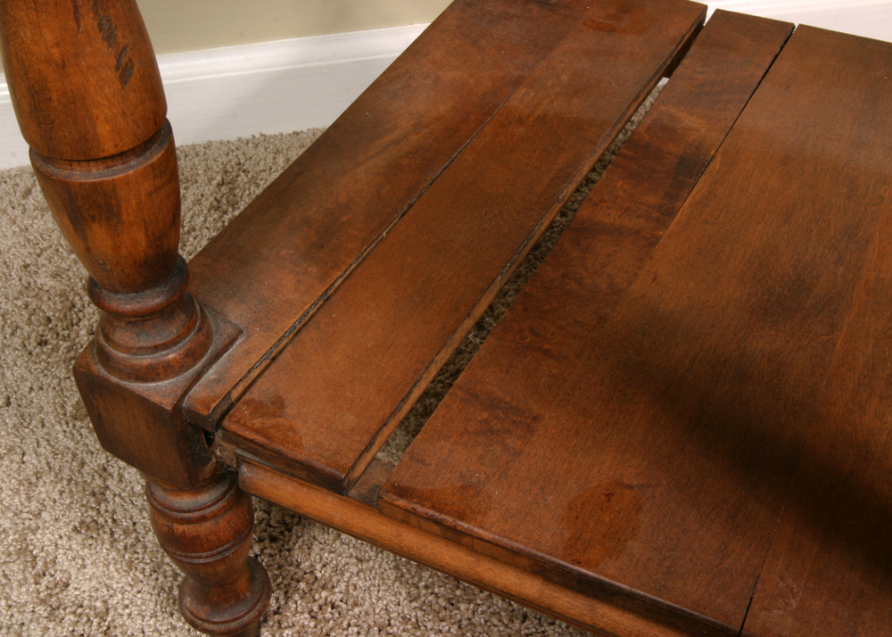 Drop Leaf Accent Table | EBTH