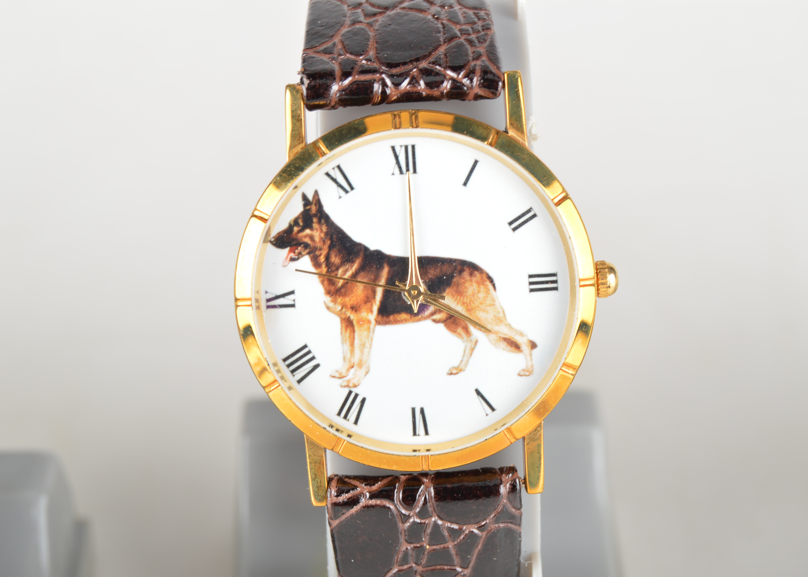 Collection of Dog-Themed Watches | EBTH