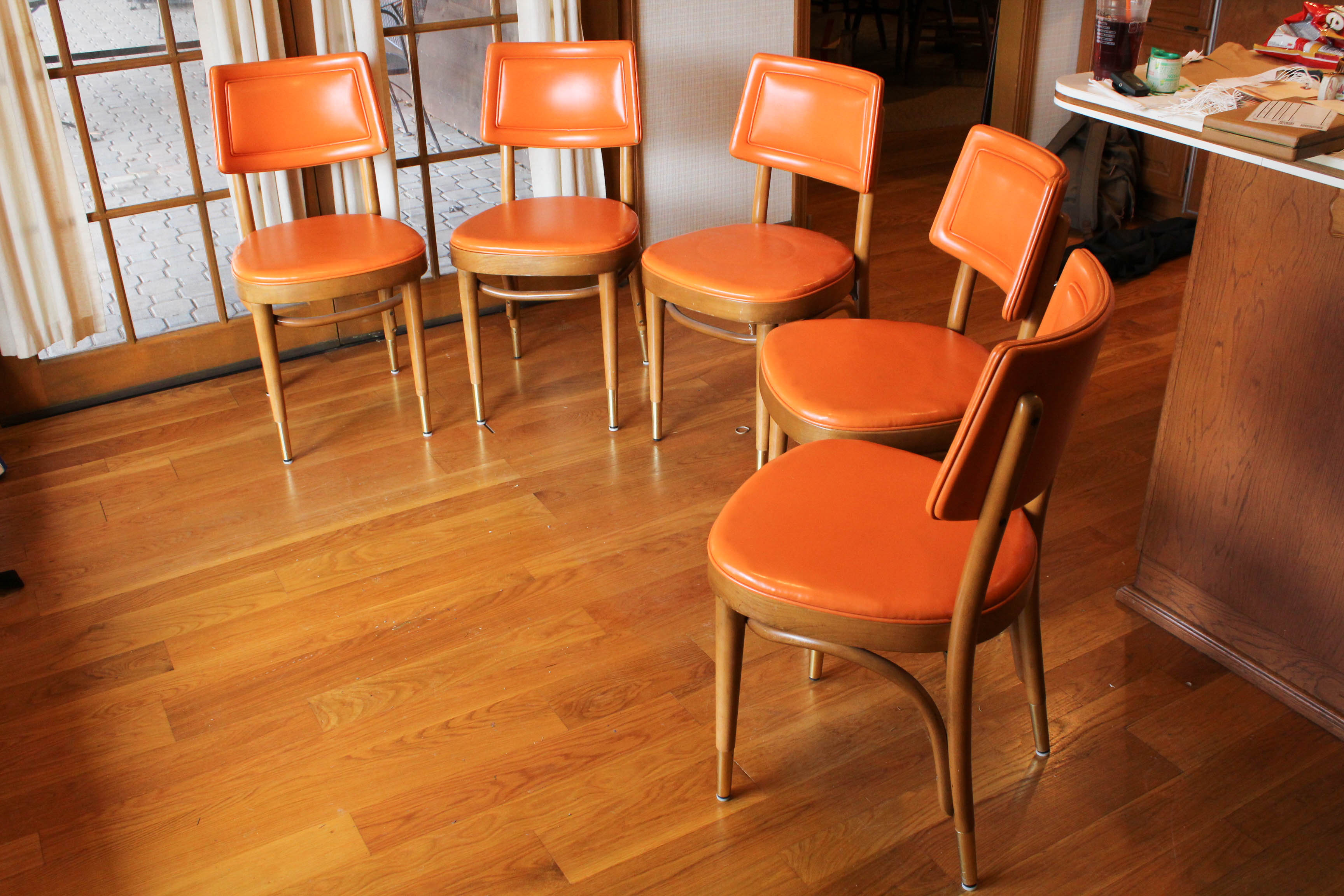 Mid Century Modern Maple and Leather Dining Chairs | EBTH