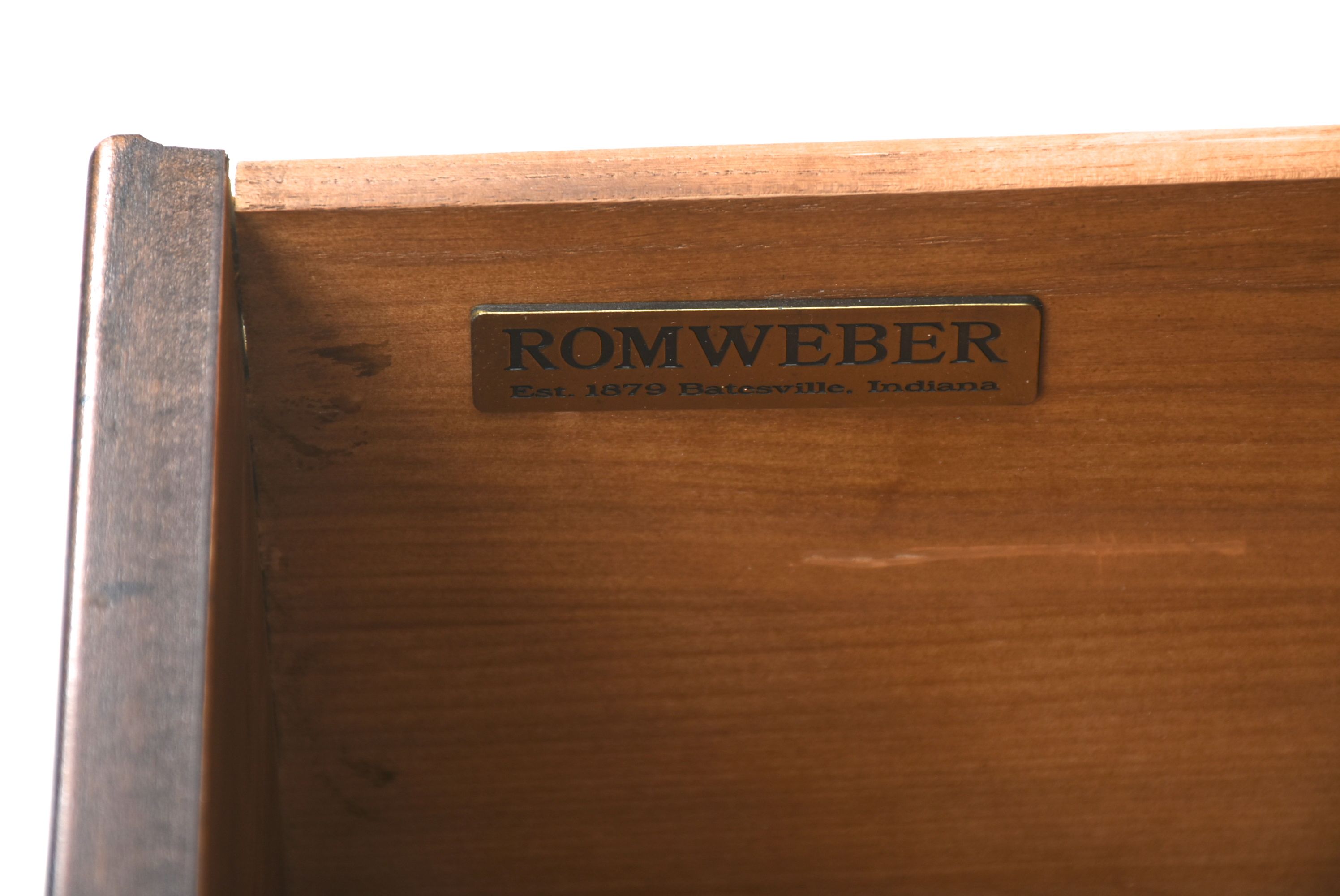 Romweber Entertainment Cabinet | EBTH