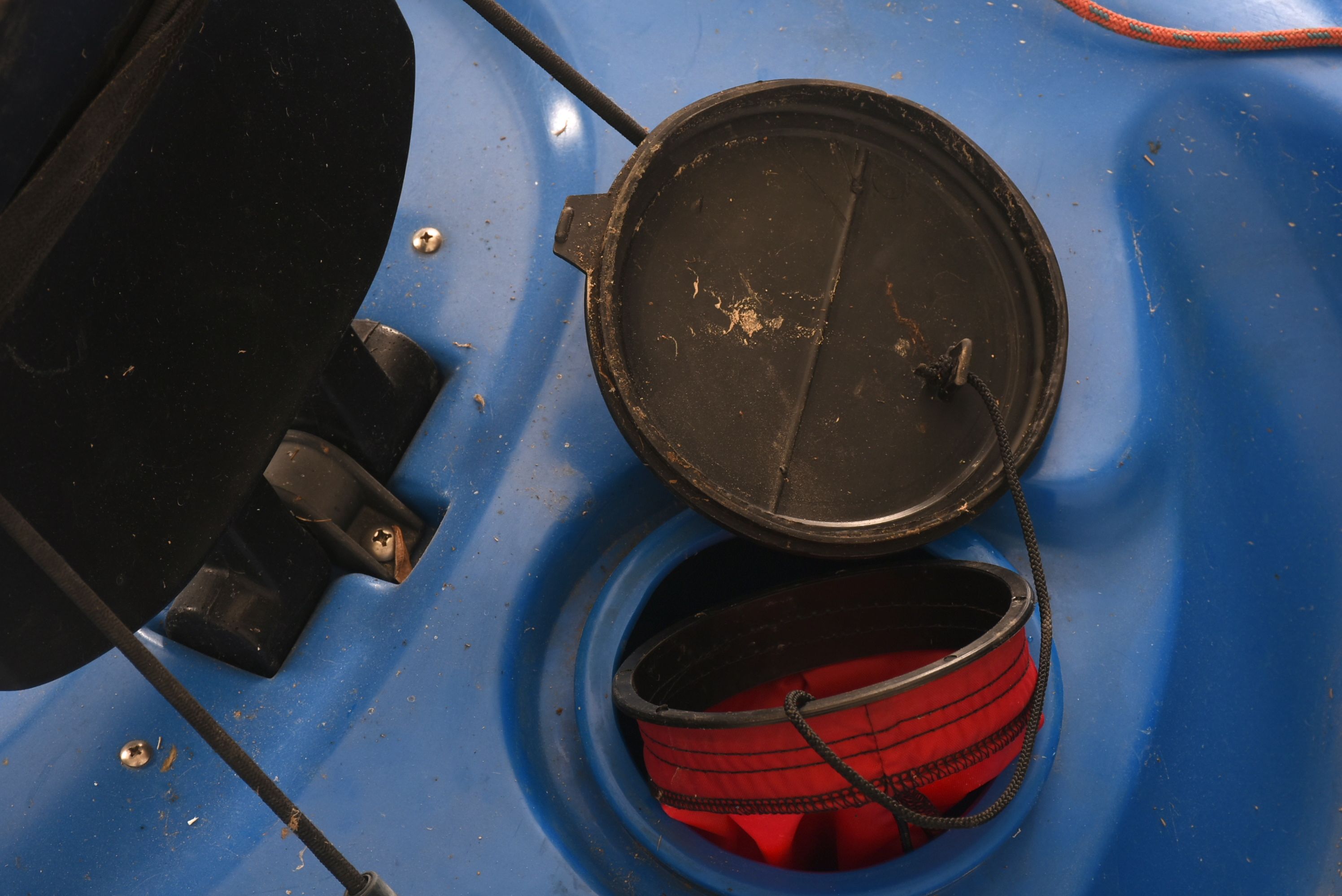 Wilderness Ripper Kayak | EBTH