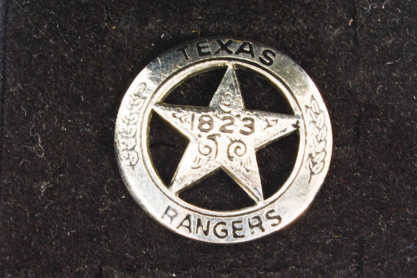 Reproduction Sterling Silver "Texas Rangers 1823" Clutch Pin | EBTH