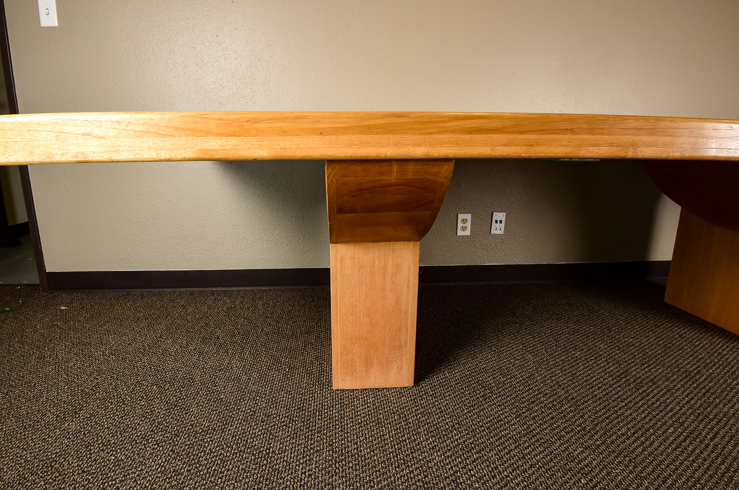 Roble Wood Dining Table | EBTH