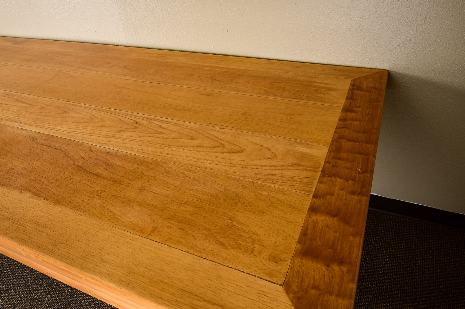 Roble Wood Dining Table | EBTH