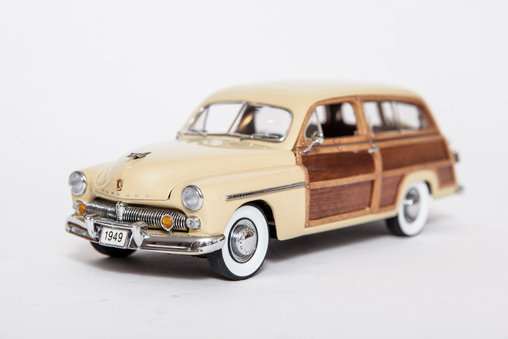 Collection of Wood Panel Model Cars by The Danbury Mint | EBTH