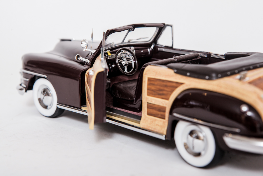 Collection of Wood Panel Model Cars by The Danbury Mint | EBTH