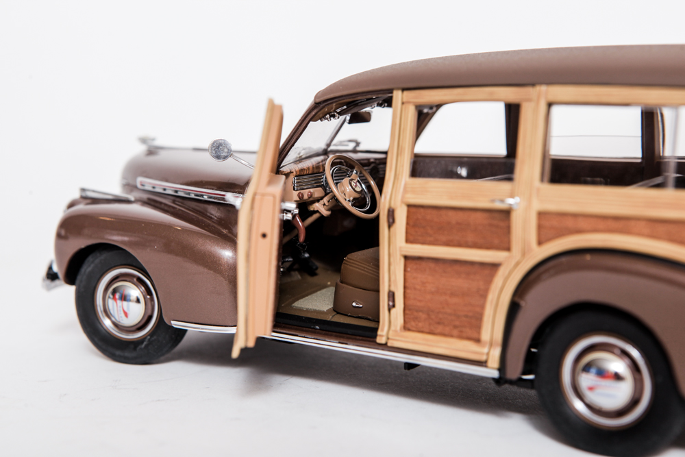 Collection of Wood Panel Model Cars by The Danbury Mint | EBTH