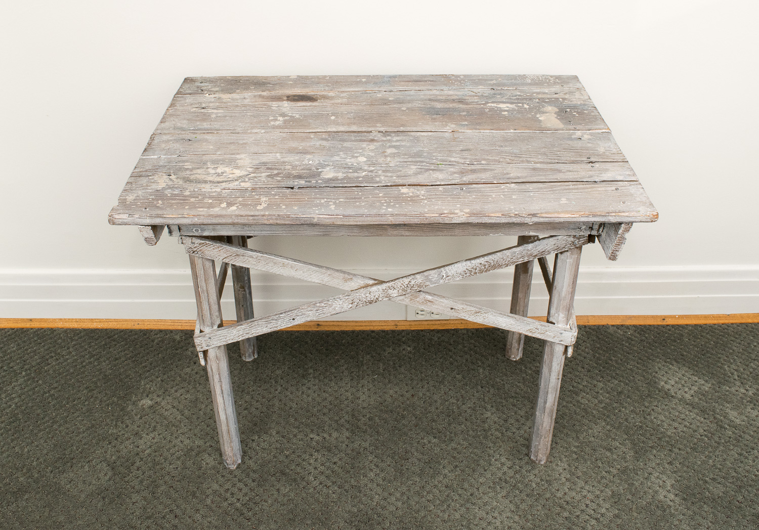 Rustic Reclaimed Barnwood Table | EBTH