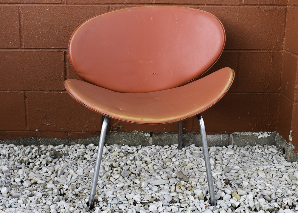 Pair of Matching Mid Century Modern "Orange Slice" Chairs | EBTH