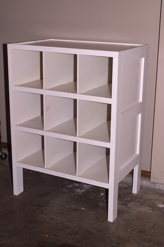 White Cubby Hole Cabinet | EBTH
