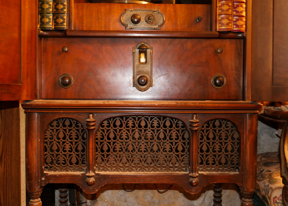 Circa 1928 RCA Victor Victrola Electrola | EBTH