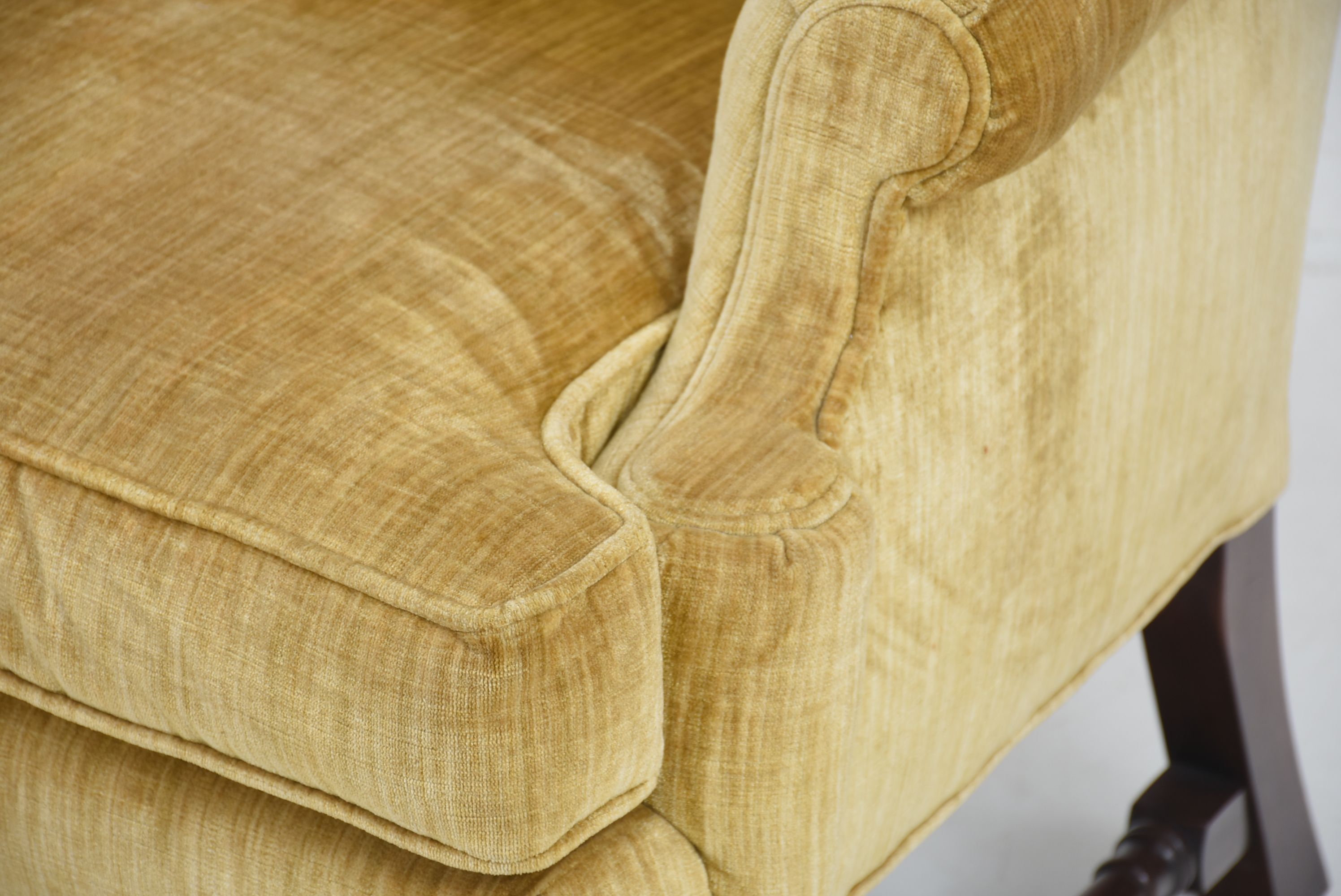Pair of Harden Queen Anne Style Wing Chairs | EBTH