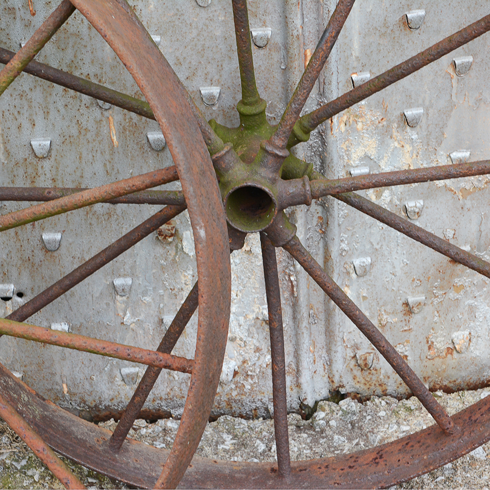 Antique Iron Cart Wheel Pair | EBTH