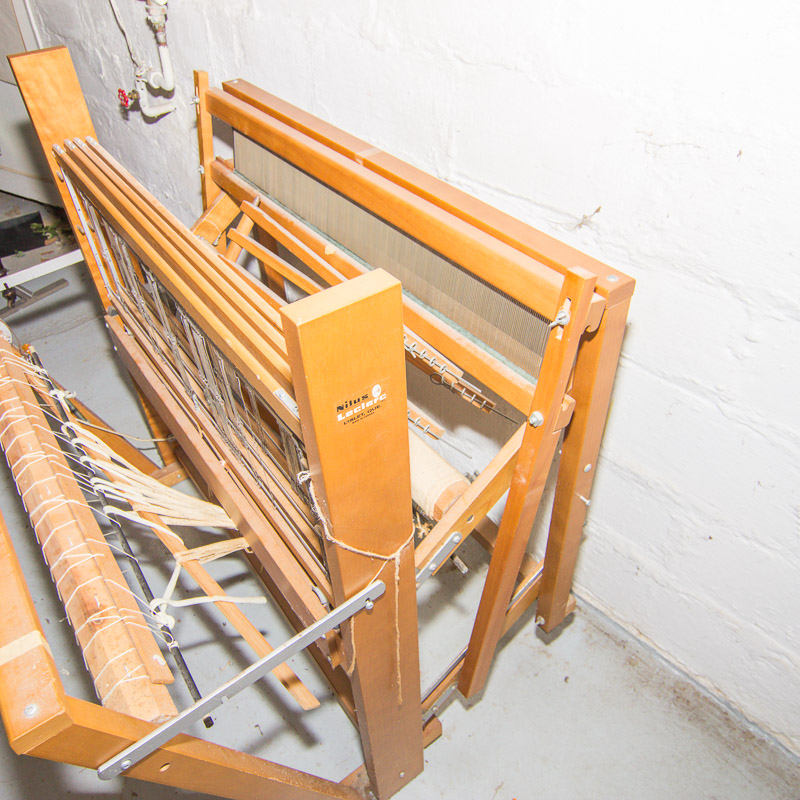 Nilus Leclerc Loom with Bench | EBTH