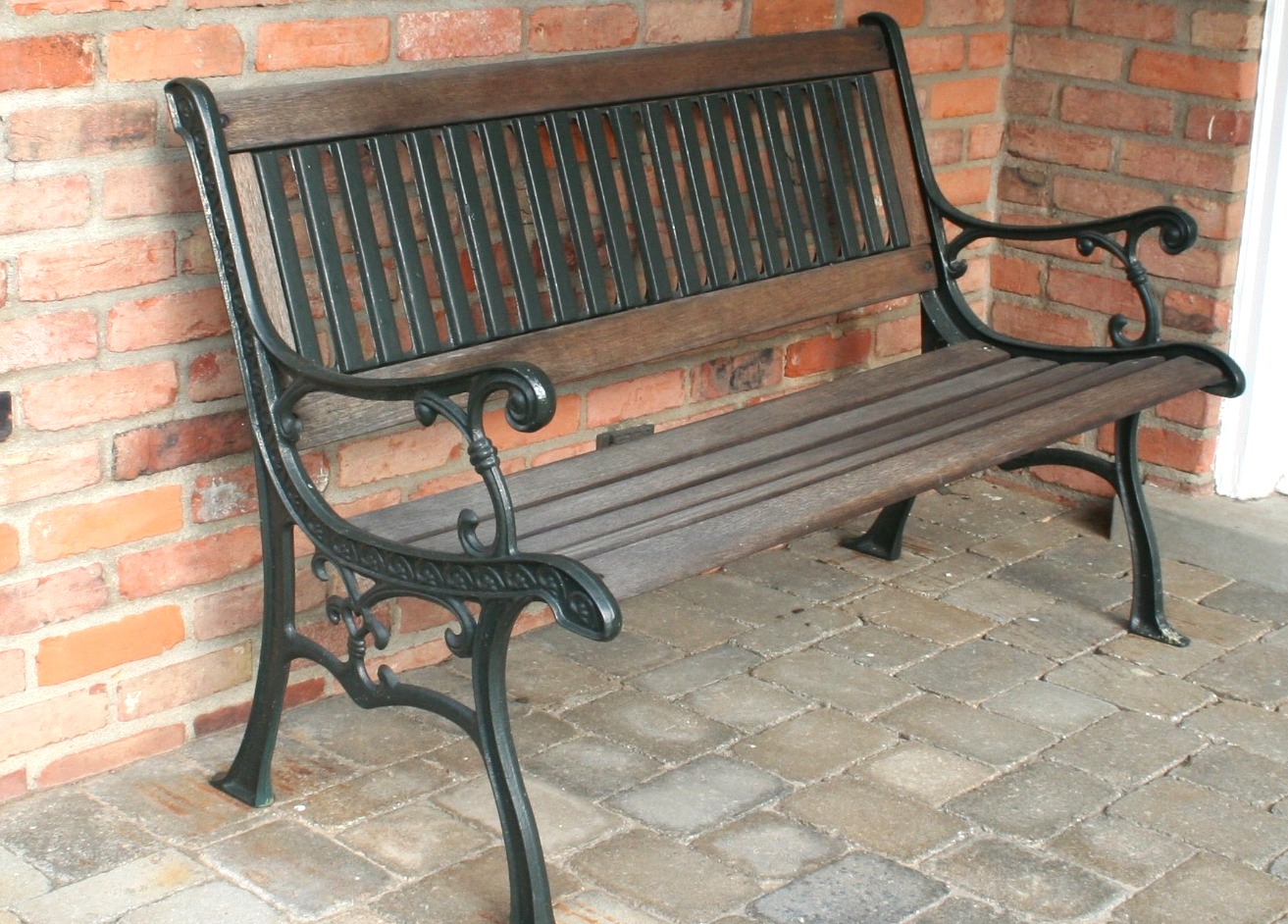Cast Iron and Wood Park Bench | EBTH