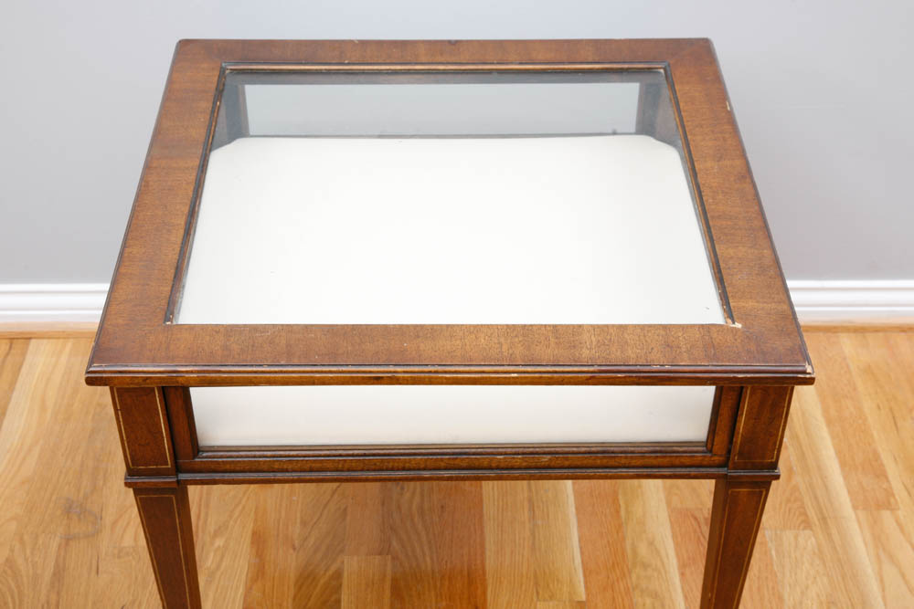 English Mahogany Shadow Box Display Table | EBTH