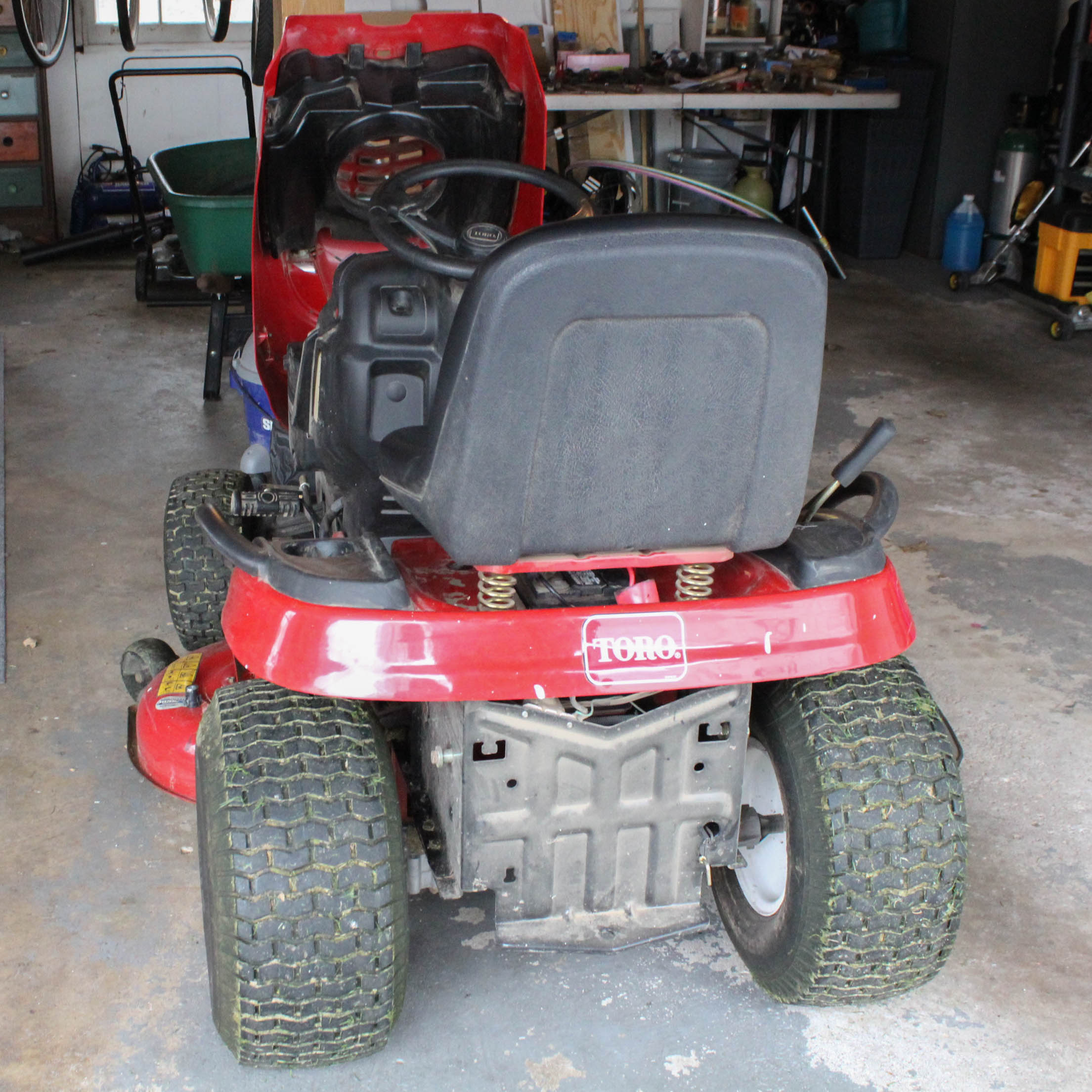 Toro LX 427 Lawn Tractor | EBTH