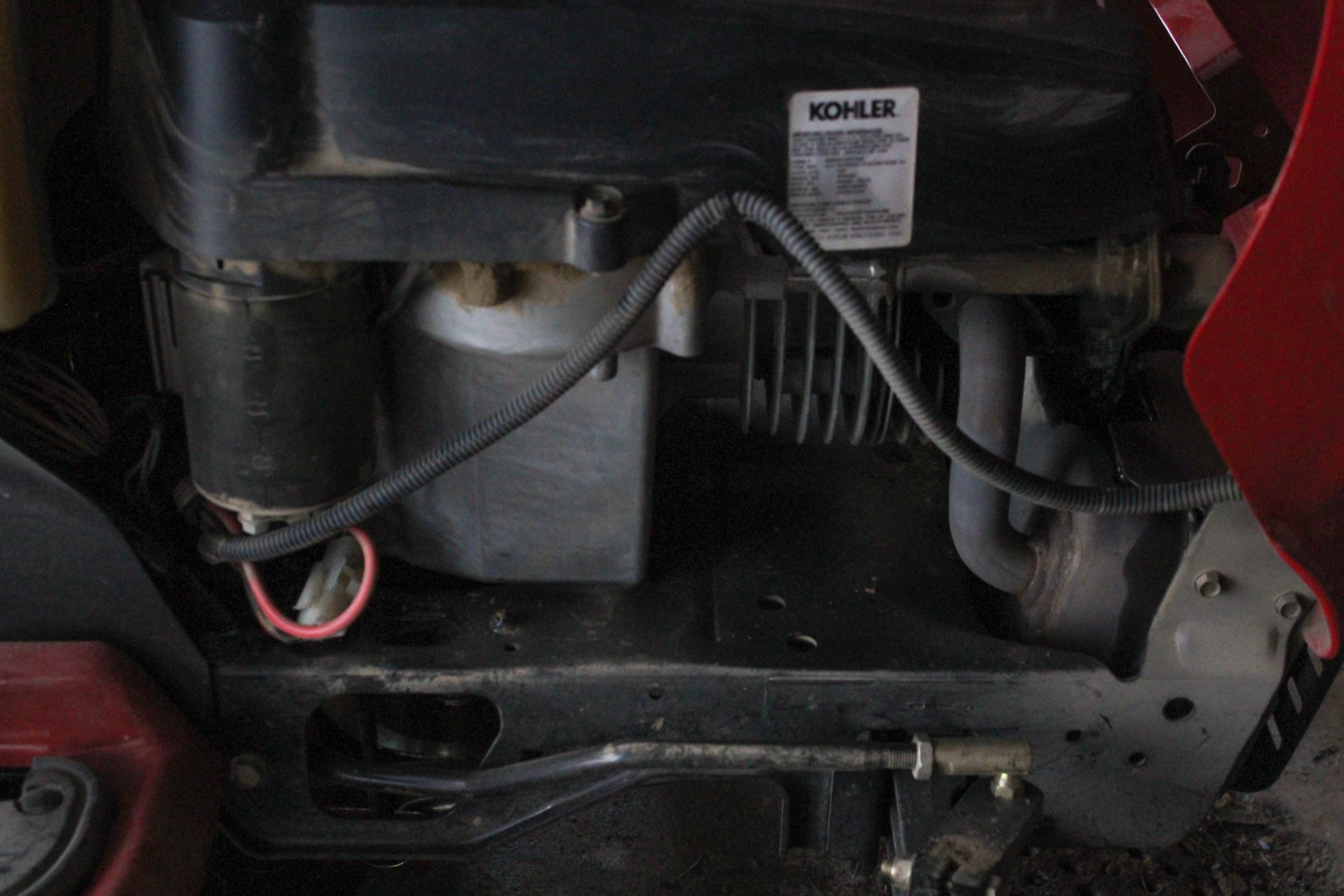 Toro LX 427 Lawn Tractor | EBTH