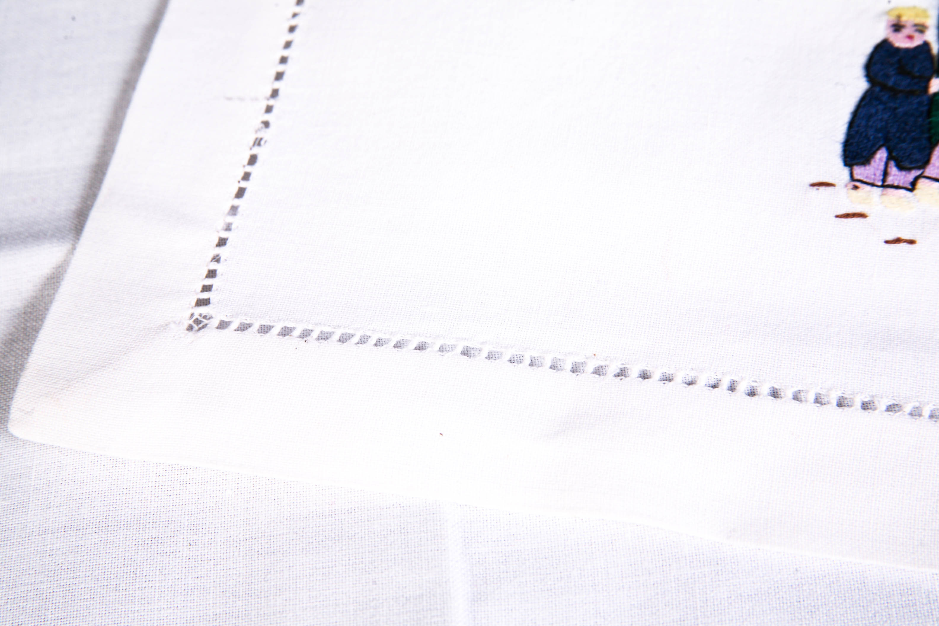 Set of Embroidered Japanese Table Linens | EBTH