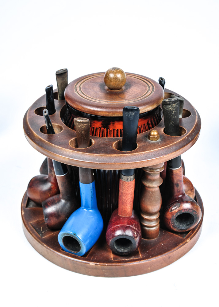 Vintage Pipes and Pipe Stands | EBTH