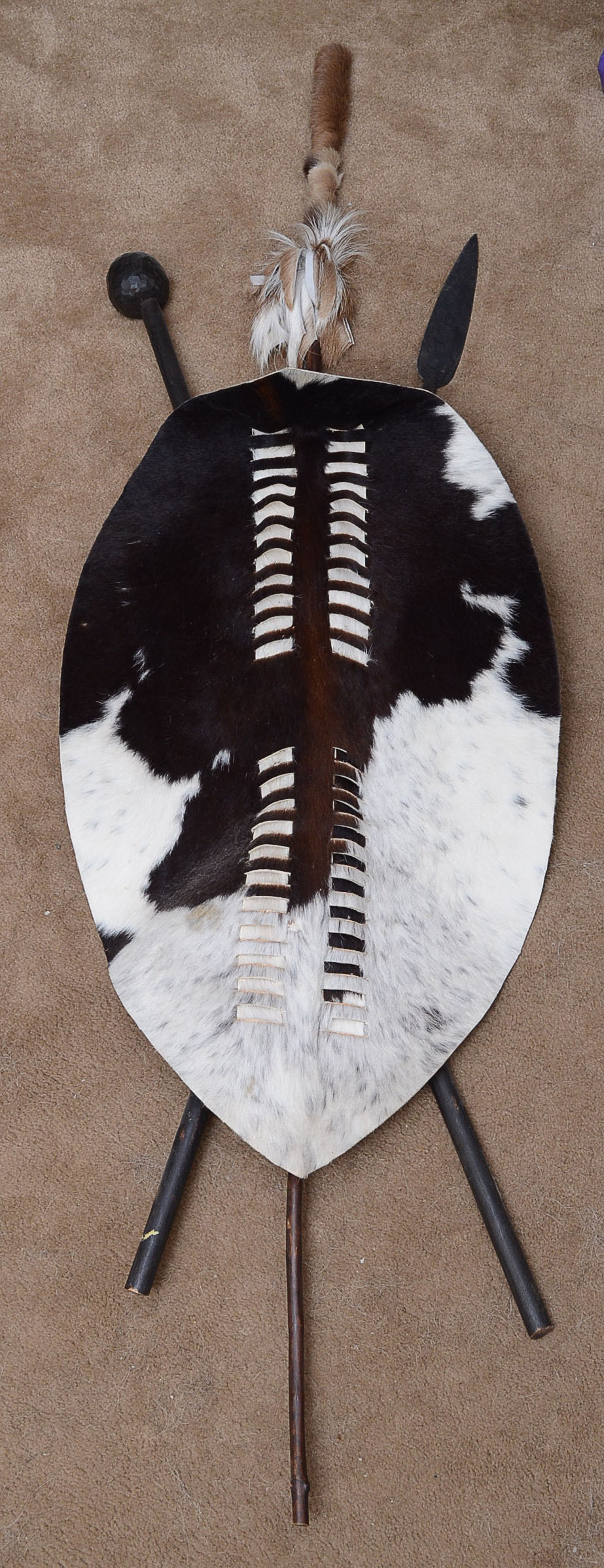 Zulu Shield and Weapons Crest | EBTH