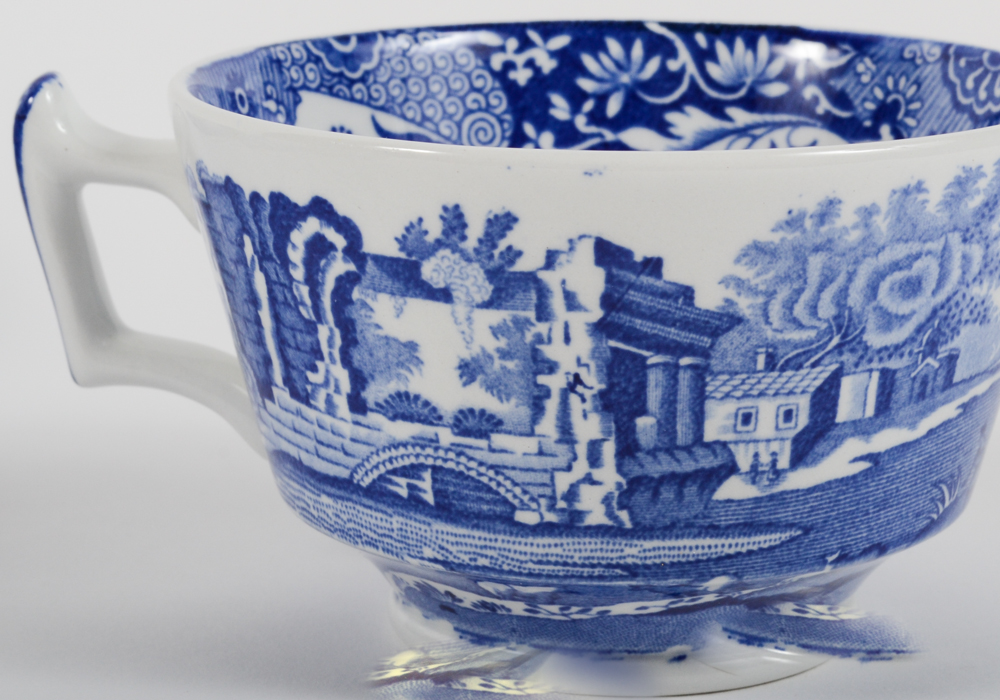 Spode Blue and White 1816 Dinnerware Collection | EBTH