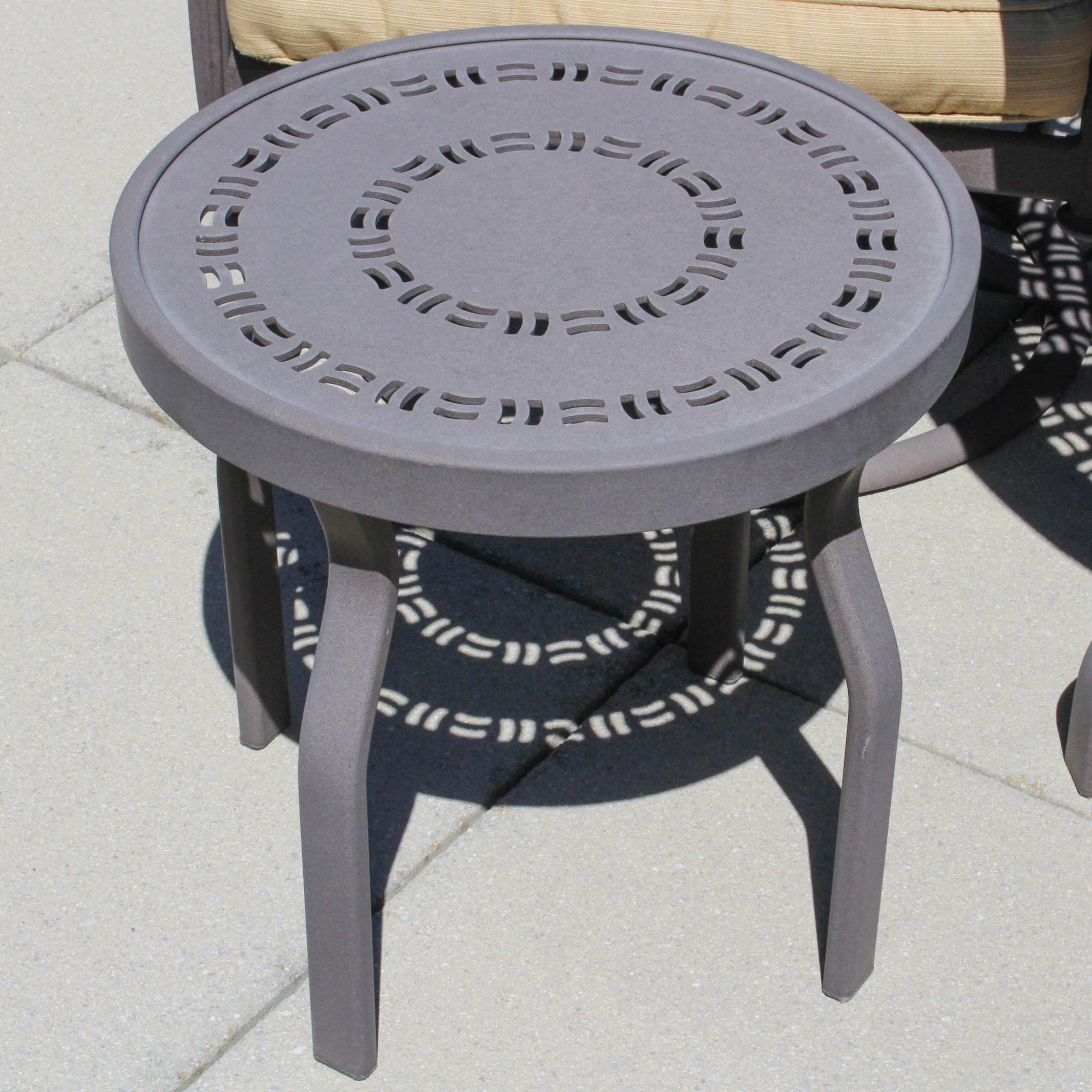 Carter Grandle Patio Furniture Set | EBTH