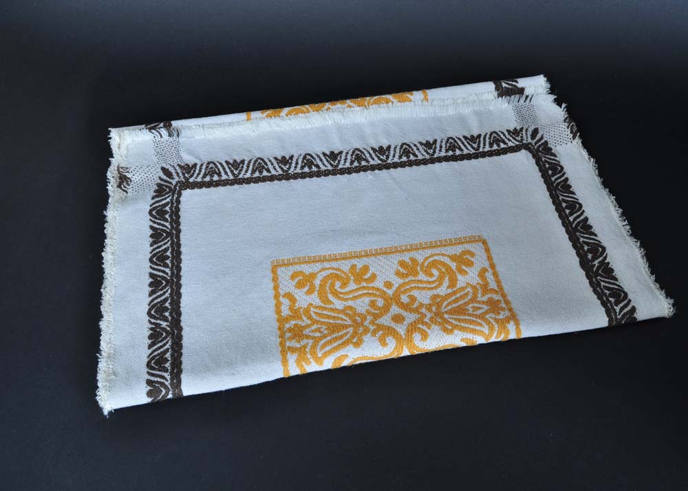 Assorted Table Linens and Runners with Southwestern Textiles | EBTH