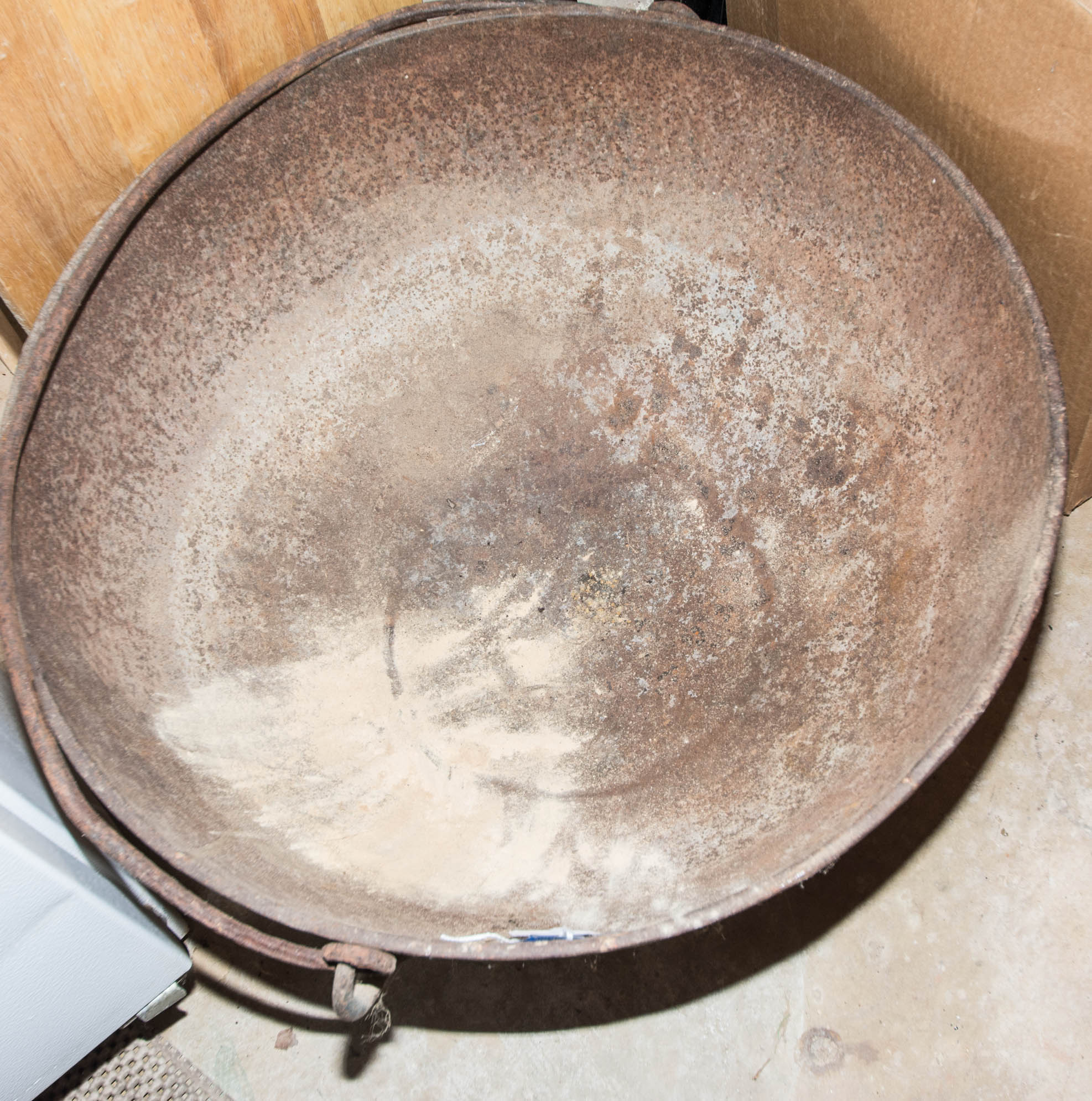 Large Cast Iron Footed Vat | EBTH