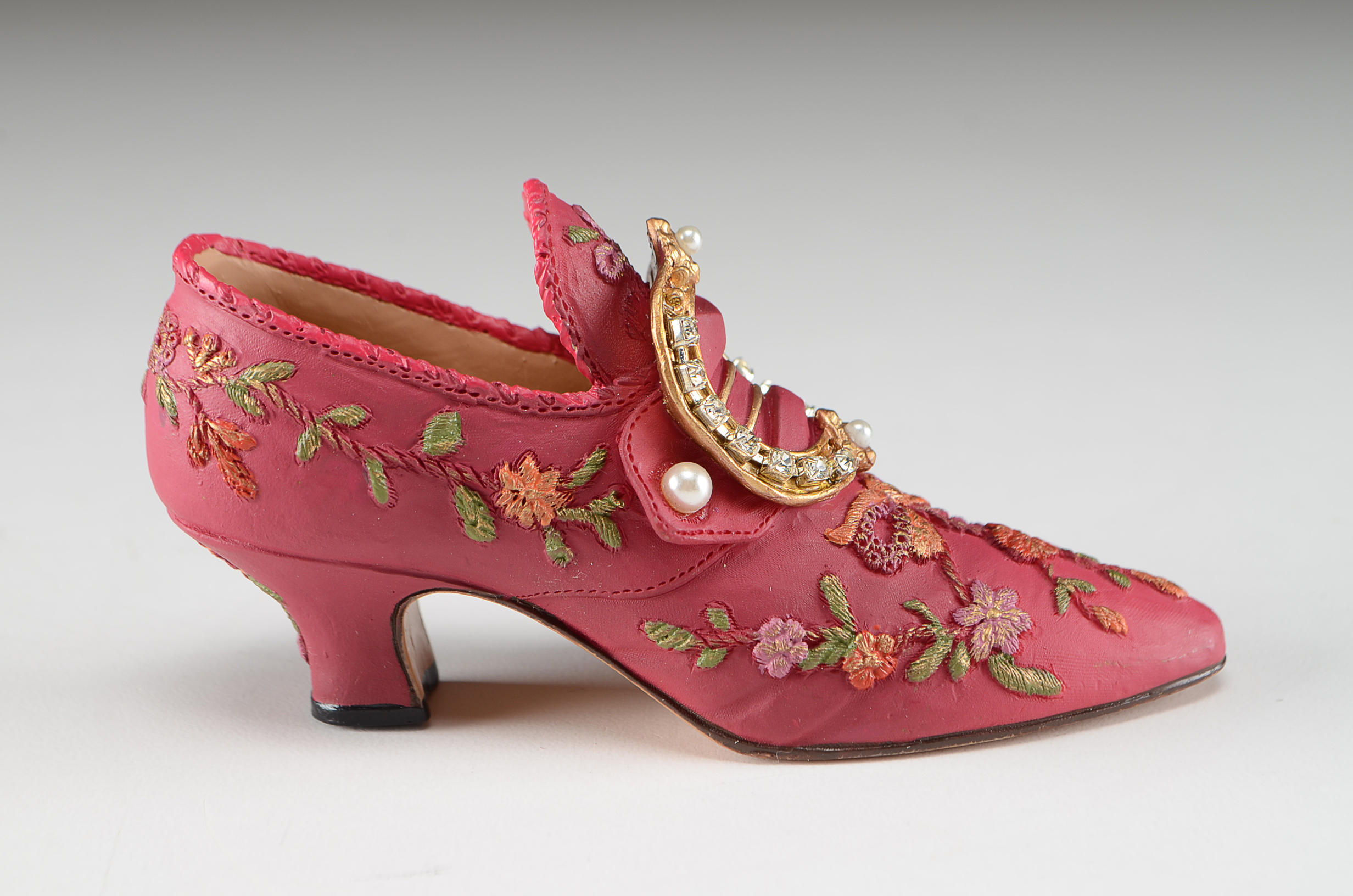 Collection of Four Miniature Resin Shoe Figurines Including Nostalgia ...