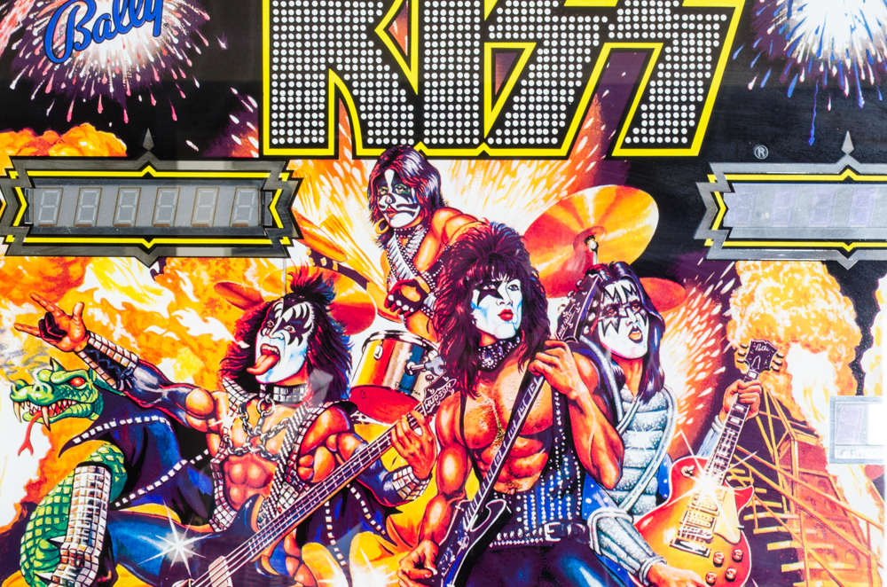 Vintage Bally "Kiss" Pinball Machine | EBTH