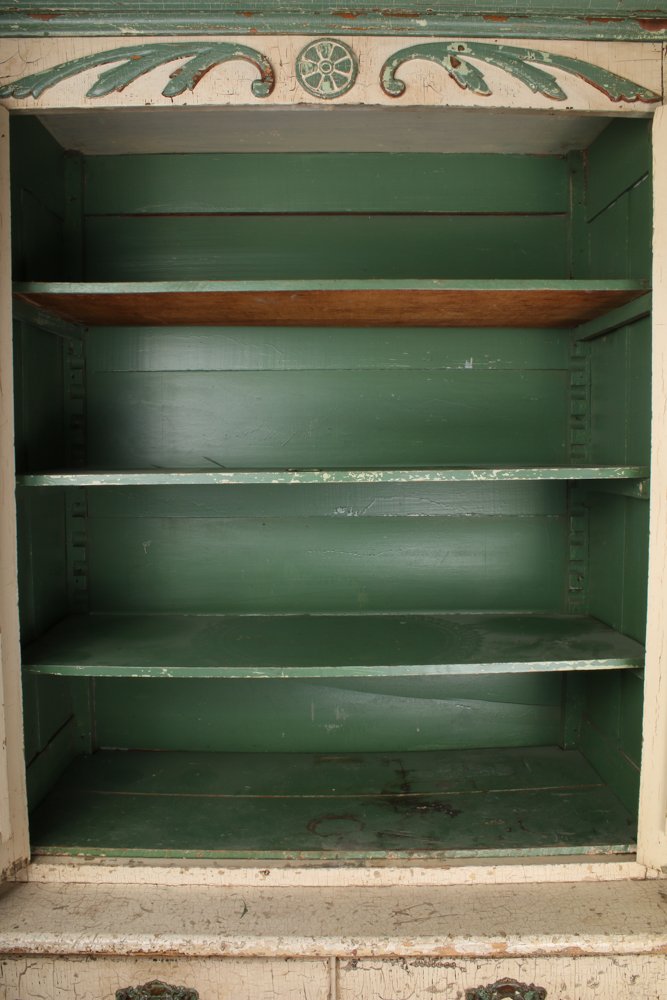 Antique Victorian Painted Hutch | EBTH