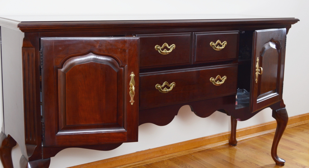 Thomasville Cherry Buffet | EBTH