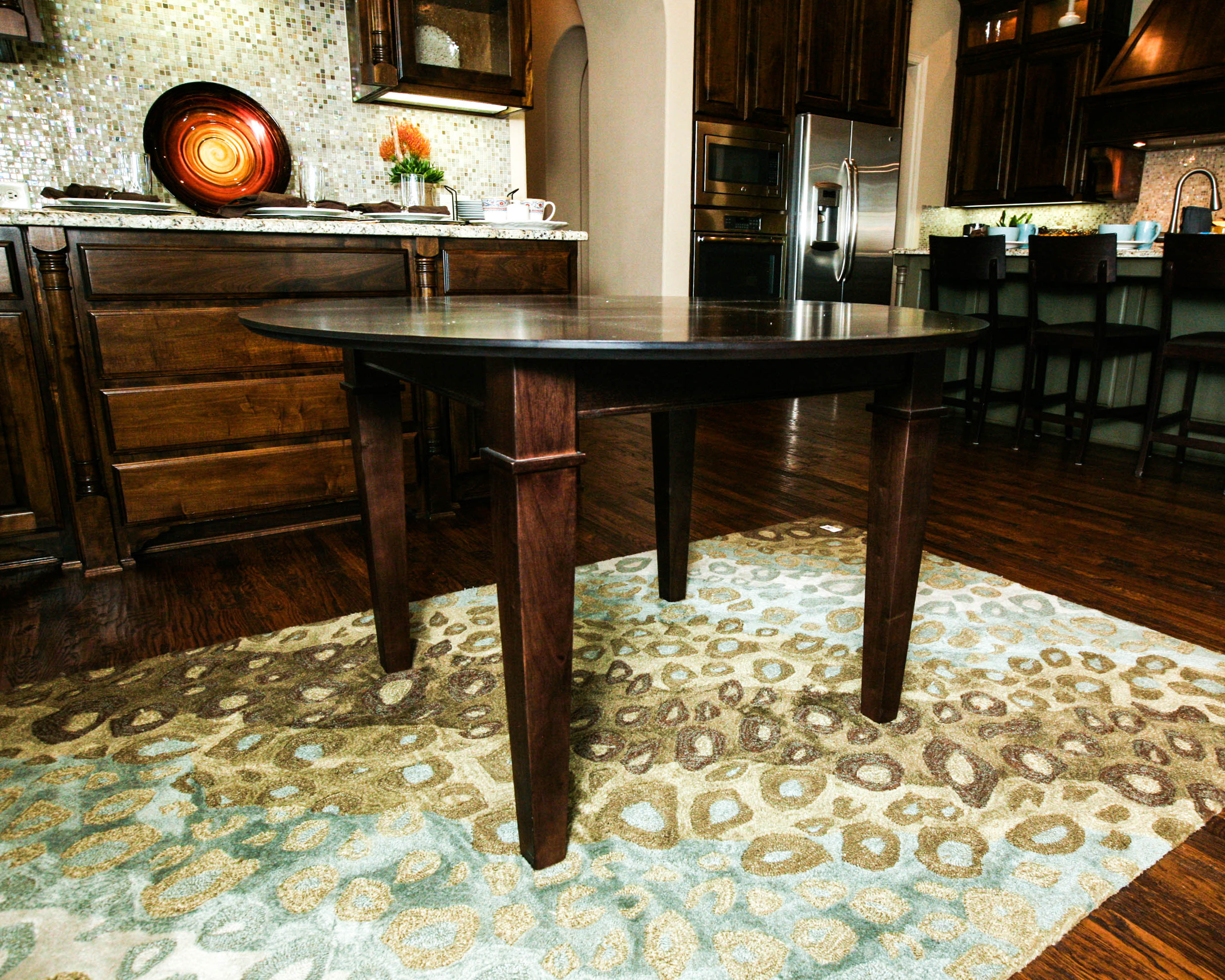 Dark Stained Wood Dining Table | EBTH