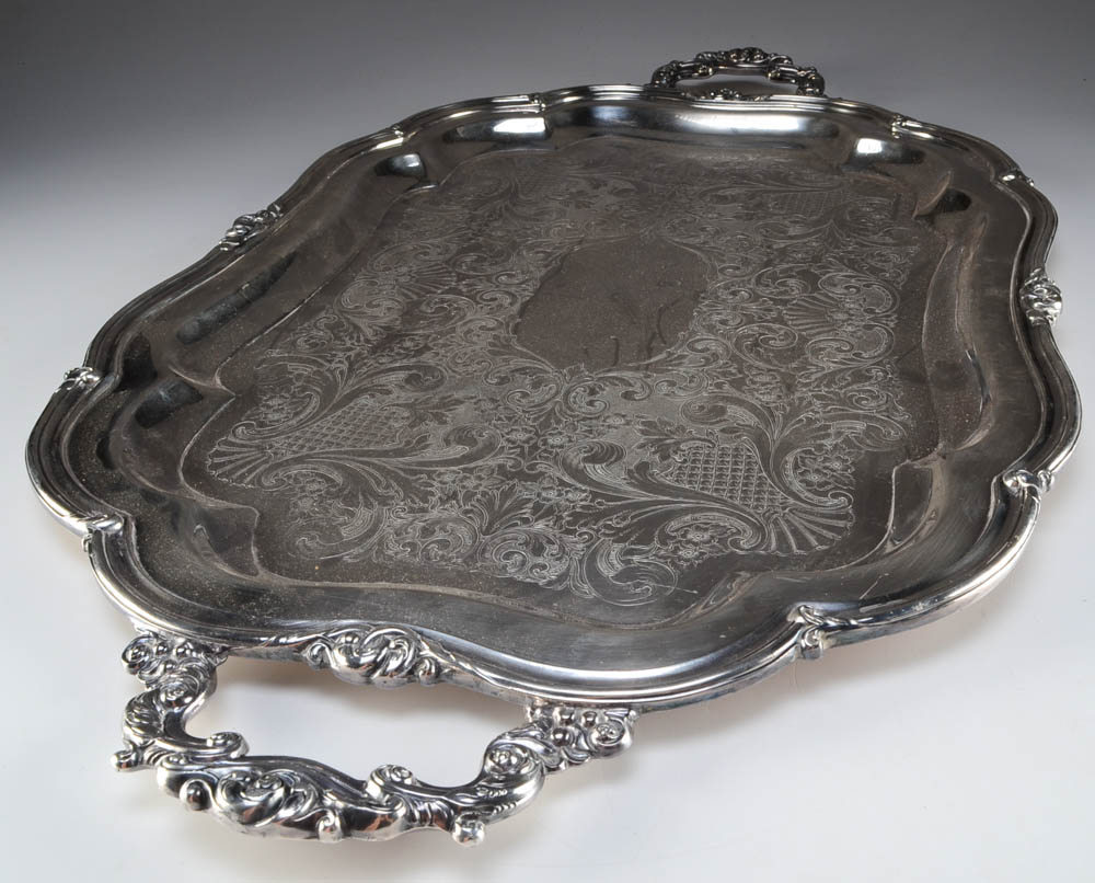 Seven Piece Silver Plate Community "Melon" Hand-Chased Tea Set | EBTH