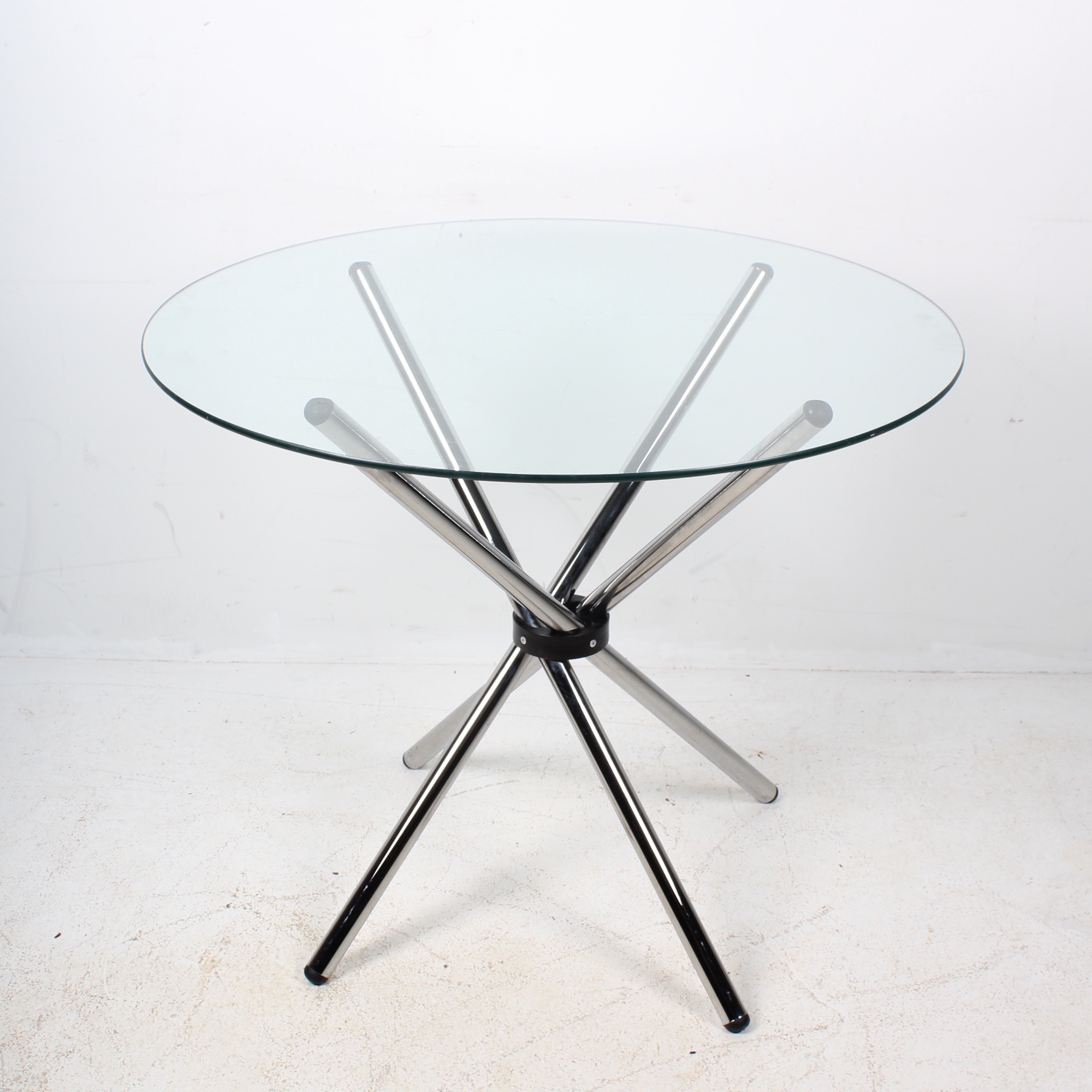 Euro Style "Hydra" Contemporary Collapsible Table | EBTH