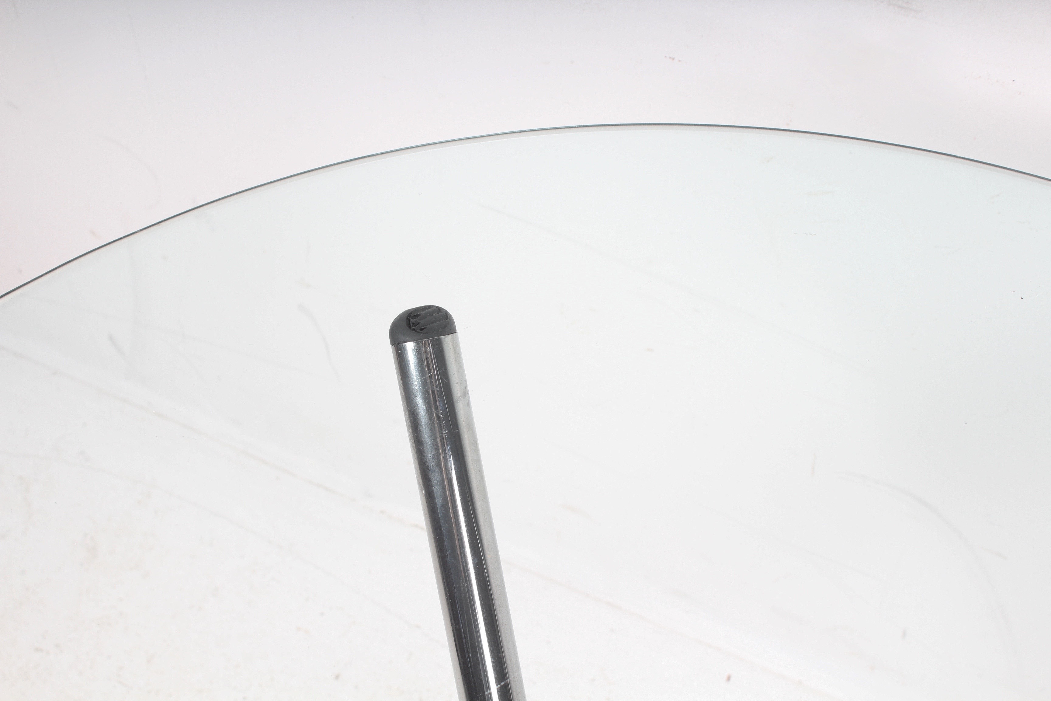 Euro Style "Hydra" Contemporary Collapsible Table | EBTH