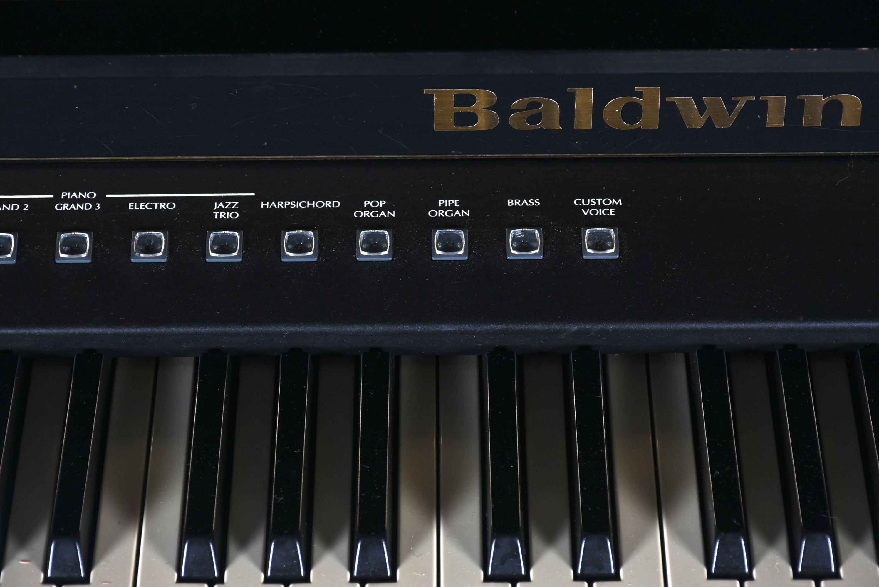 Baldwin Pianovelle DG100A Piano | EBTH